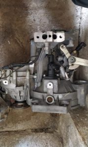 CAJA DE CAMBIOS VOLKSWAGEN CADDY REFENCIA HQS - MOTORES GRX
